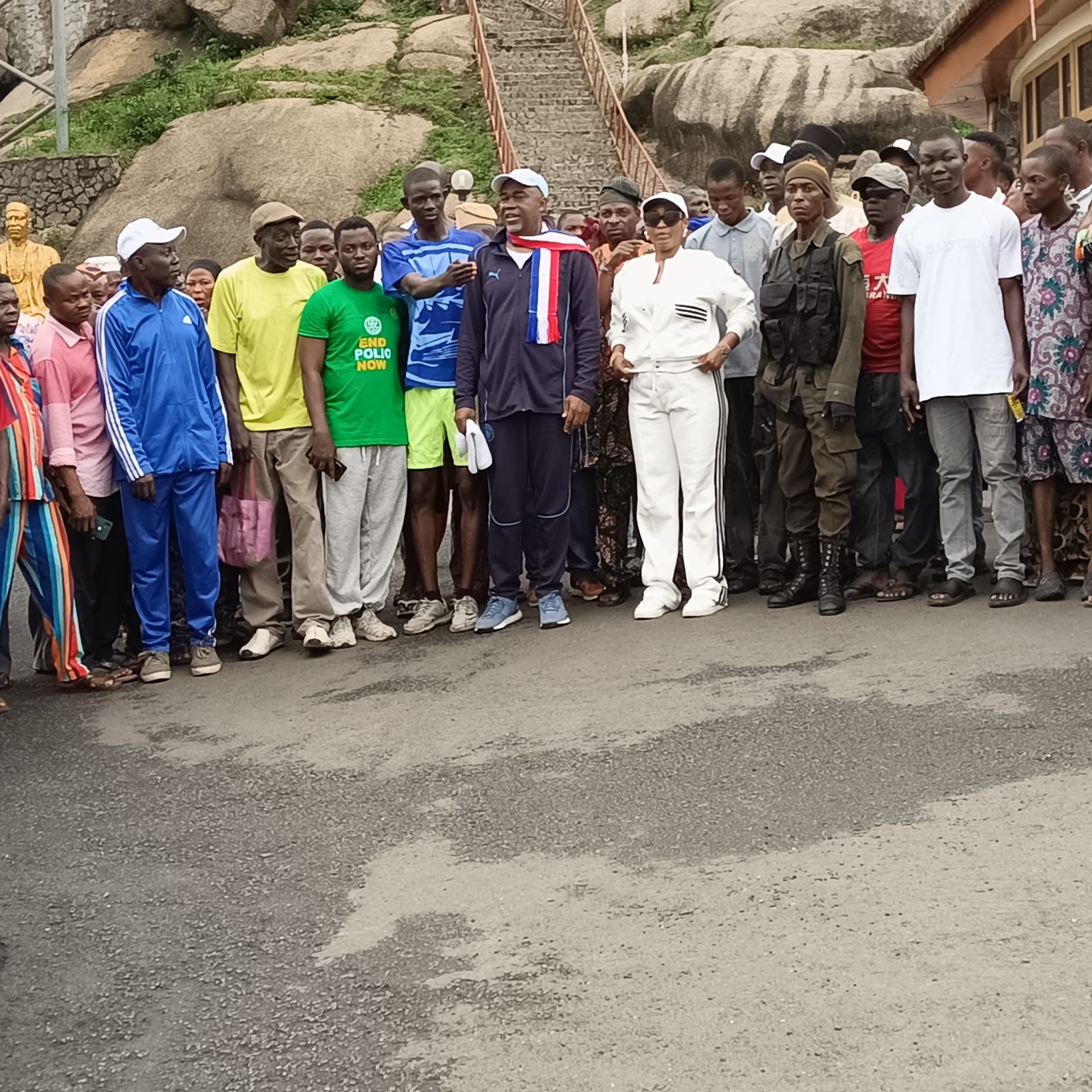 Ogun: Royal Splendour as Oba MacGregor, Olu of Ilawo Egba Celebrates ...